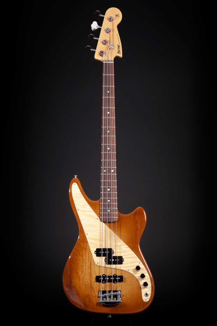 Kay Bass – Bo'Mo Guitars